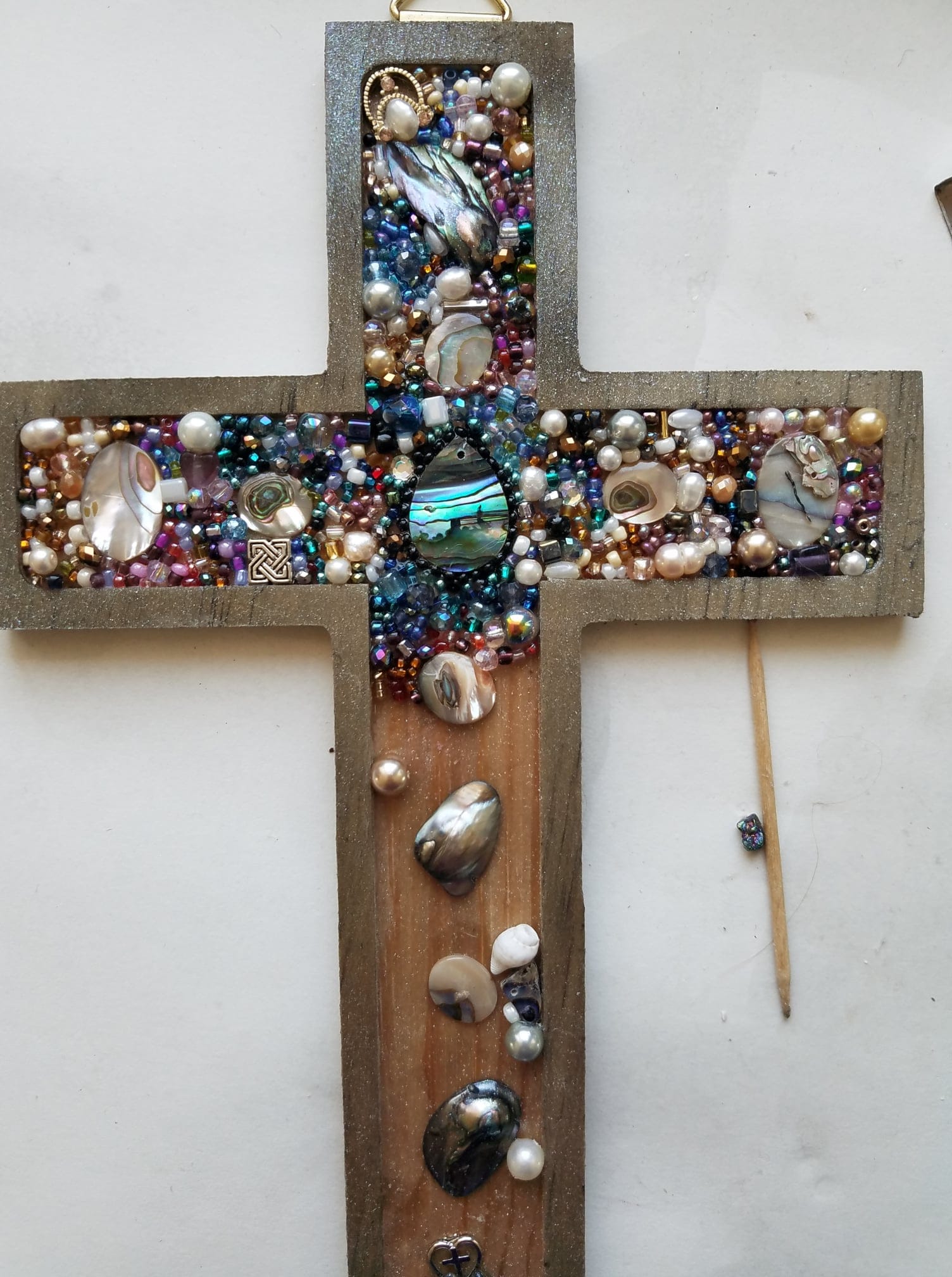 Simple Bead Craft Ideas for Adults: 20+ Easy Dollar Tree Projects ...