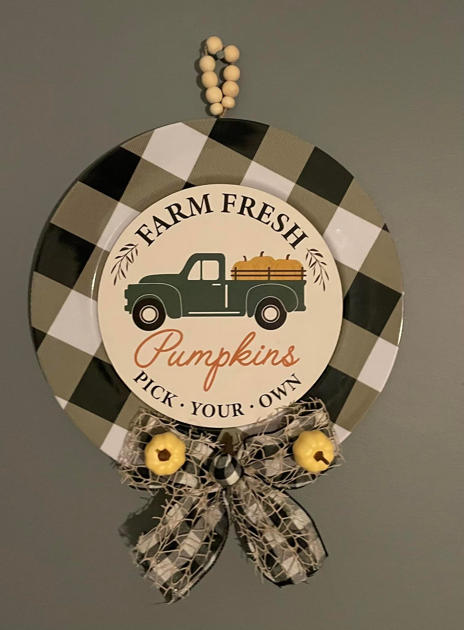25 Easy Dollar Tree Fall & Halloween Crafts to Cozy Up Your Home ...